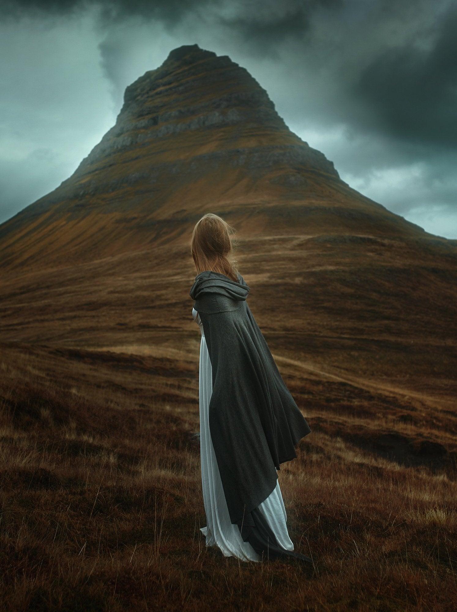 Cape Hoodie ~ long in front, shorter in back | Earthy clothing inspired ...